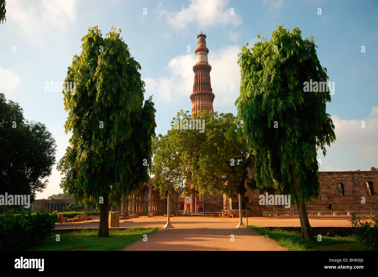Qutub minar tallest brick Banque de photographies et d’images à haute ...