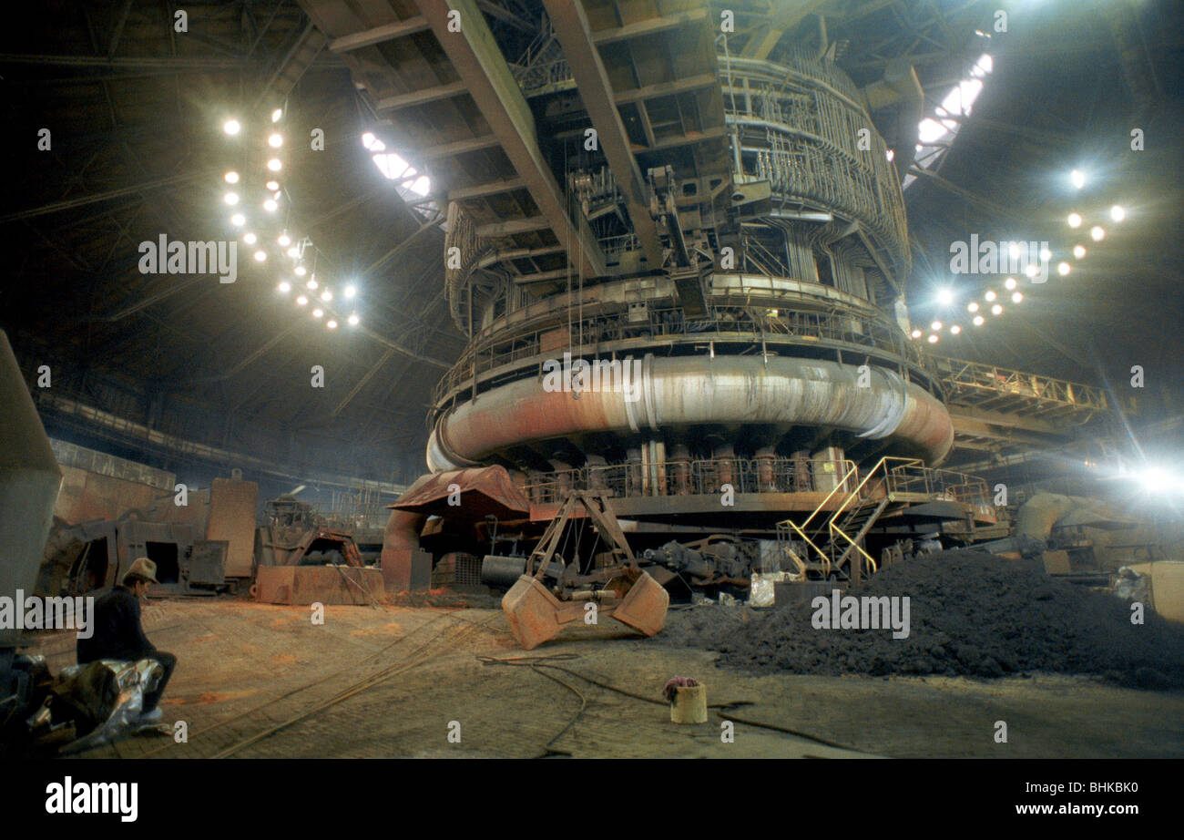 Tuyaux dans le haut fourneau Banque de photographies et d’images à ...