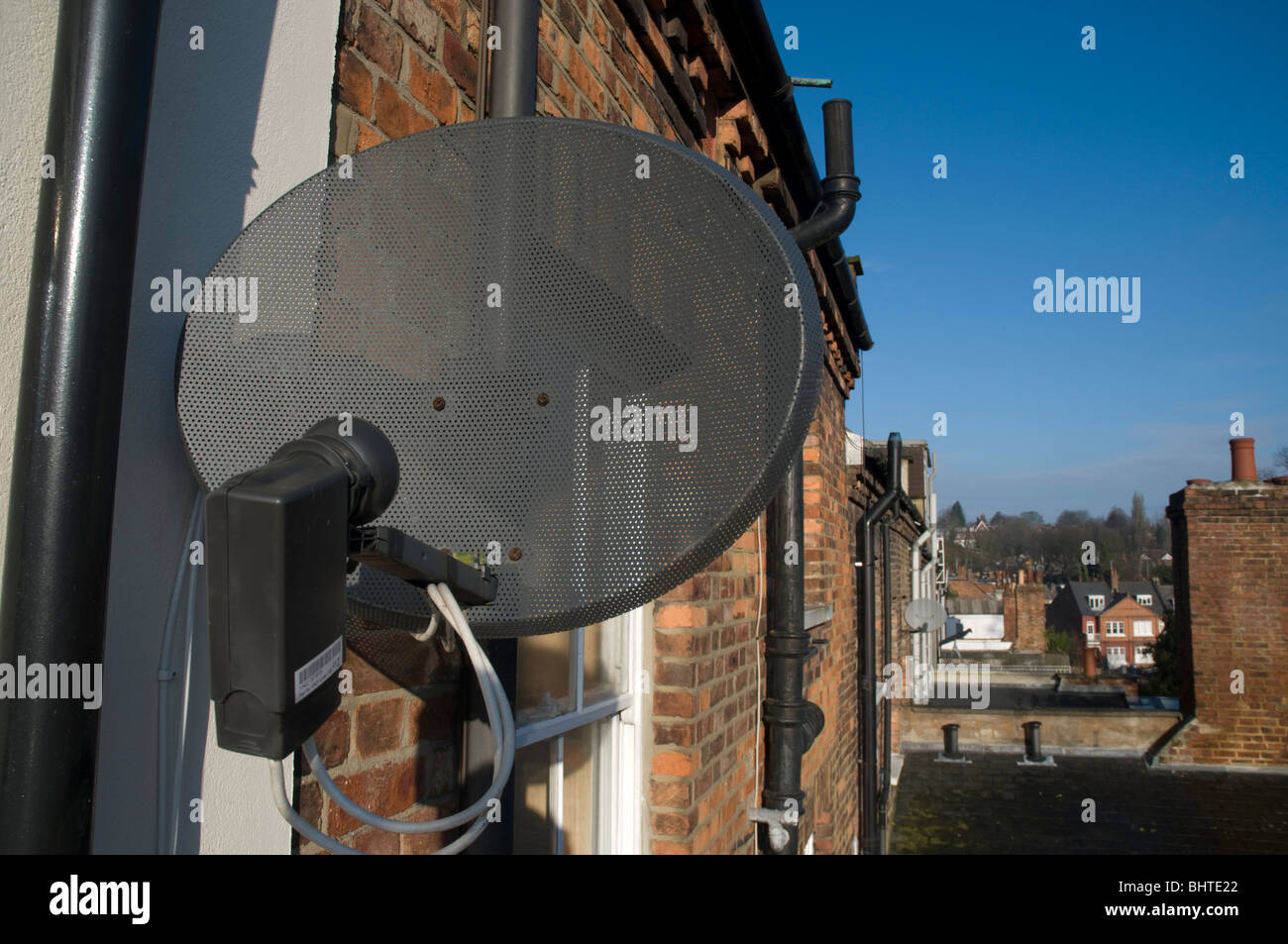 Sky satellite dish Banque de photographies et d’images à haute ...