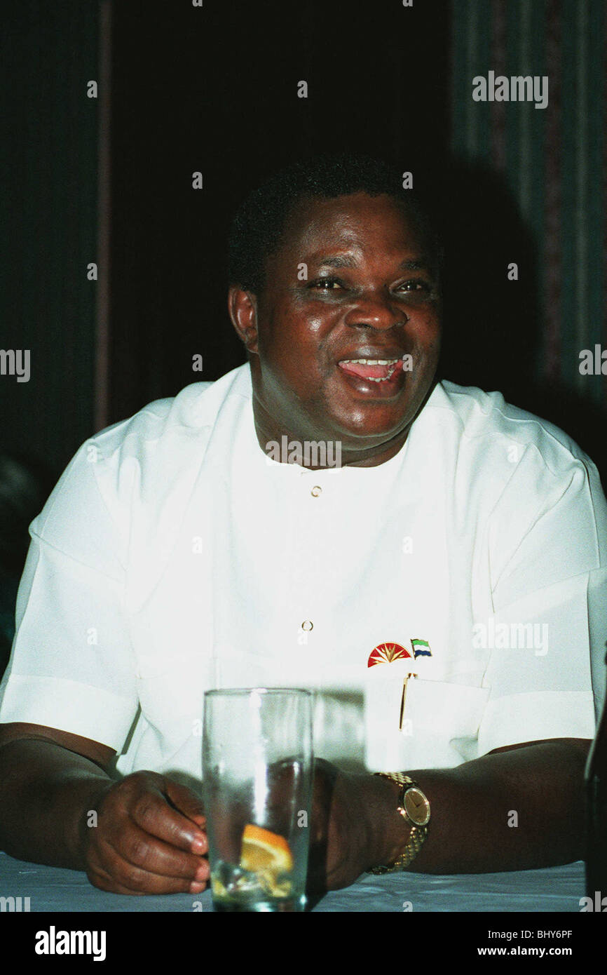 Joseph saidu momoh Banque de photographies et d’images à haute ...