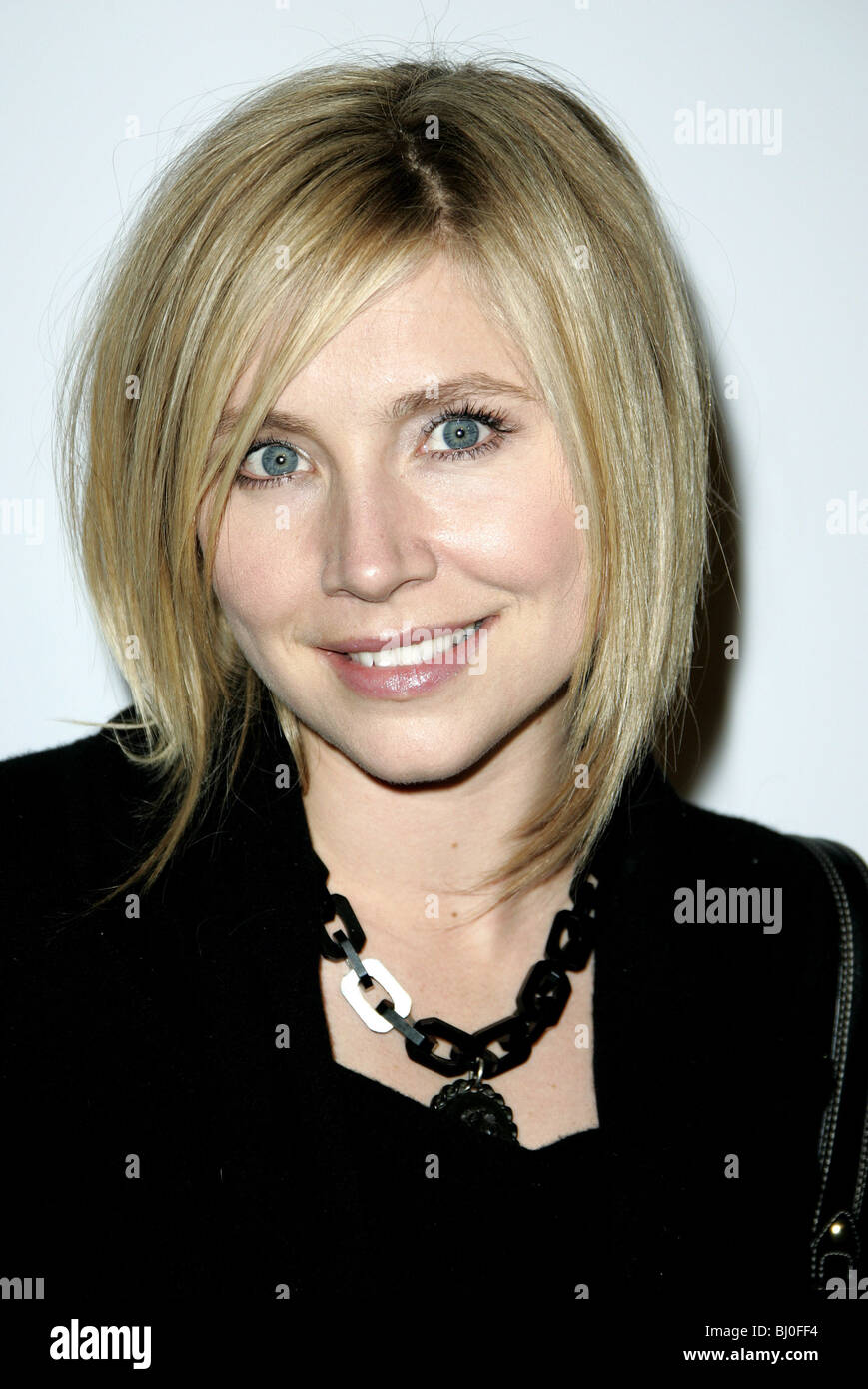 L'ACTRICE SARAH CHALKE ACCUEIL PRIVÉ HOLLYWOOD HILLS LOS ANGELES USA 16 ...
