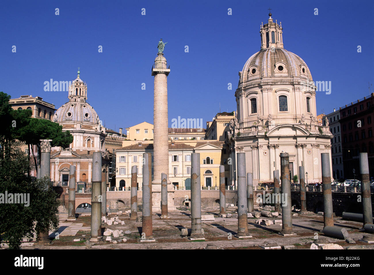Basilica ulpia Banque de photographies et d’images à haute résolution ...