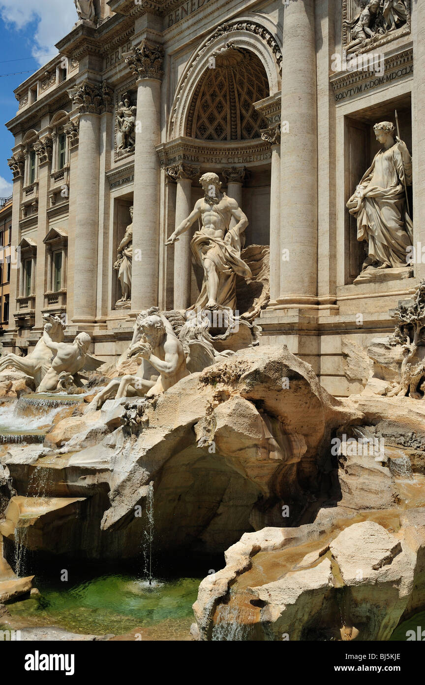 Fontana trevi Banque de photographies et d’images à haute résolution ...