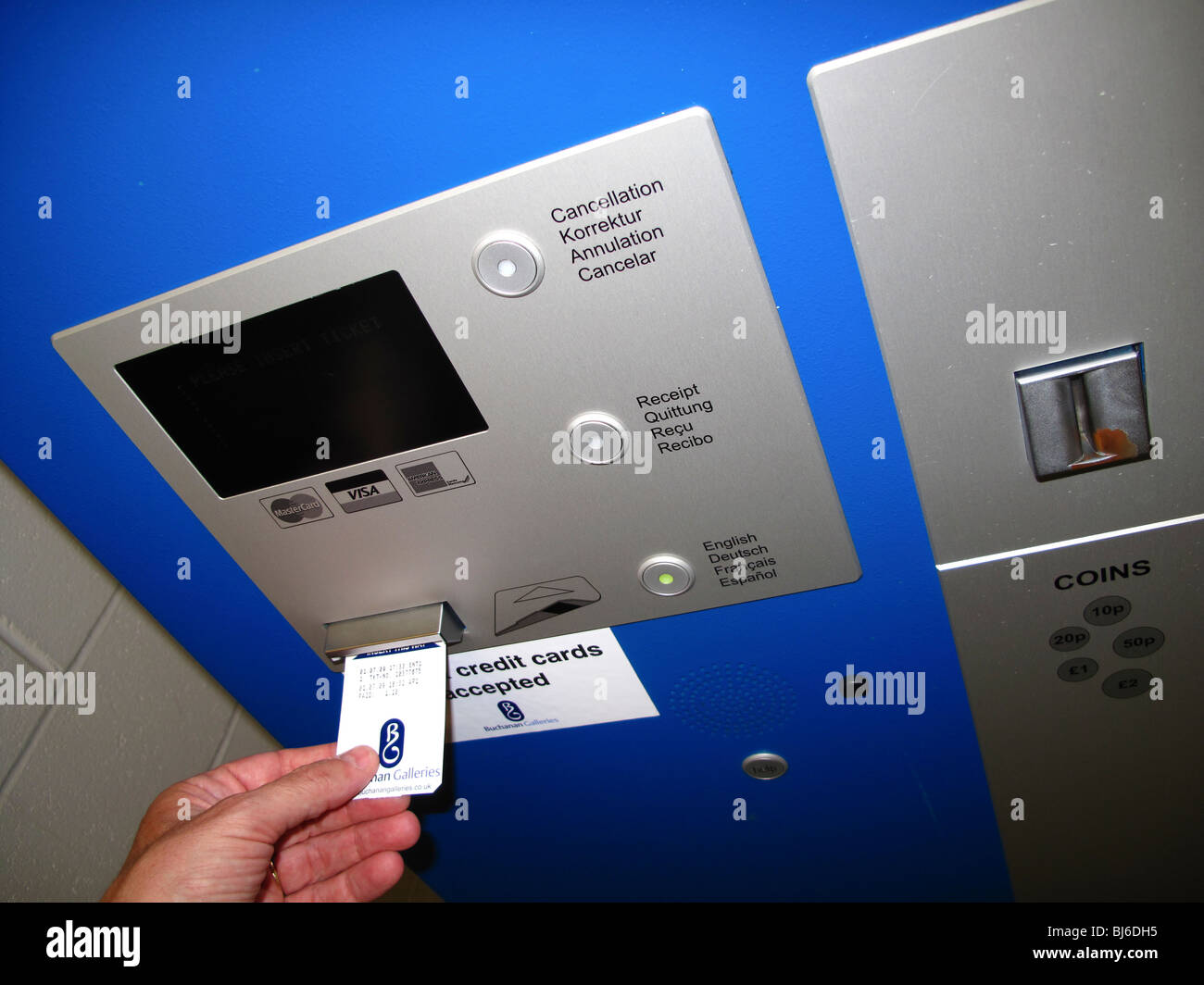 Pay machine Banque de photographies et d’images à haute résolution - Alamy