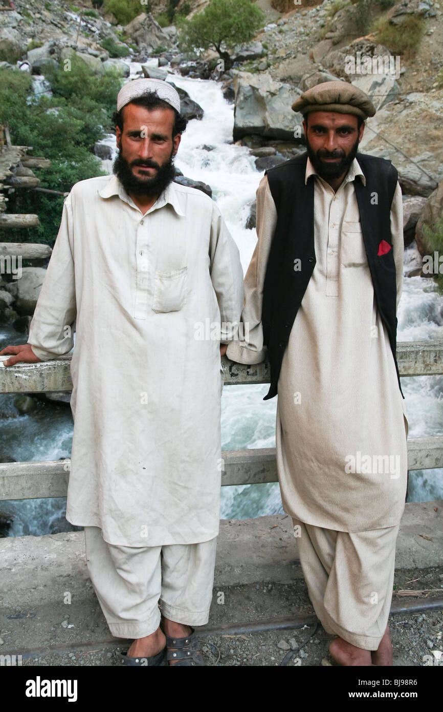 Gilgit baltistan men Banque de photographies et d’images à haute ...
