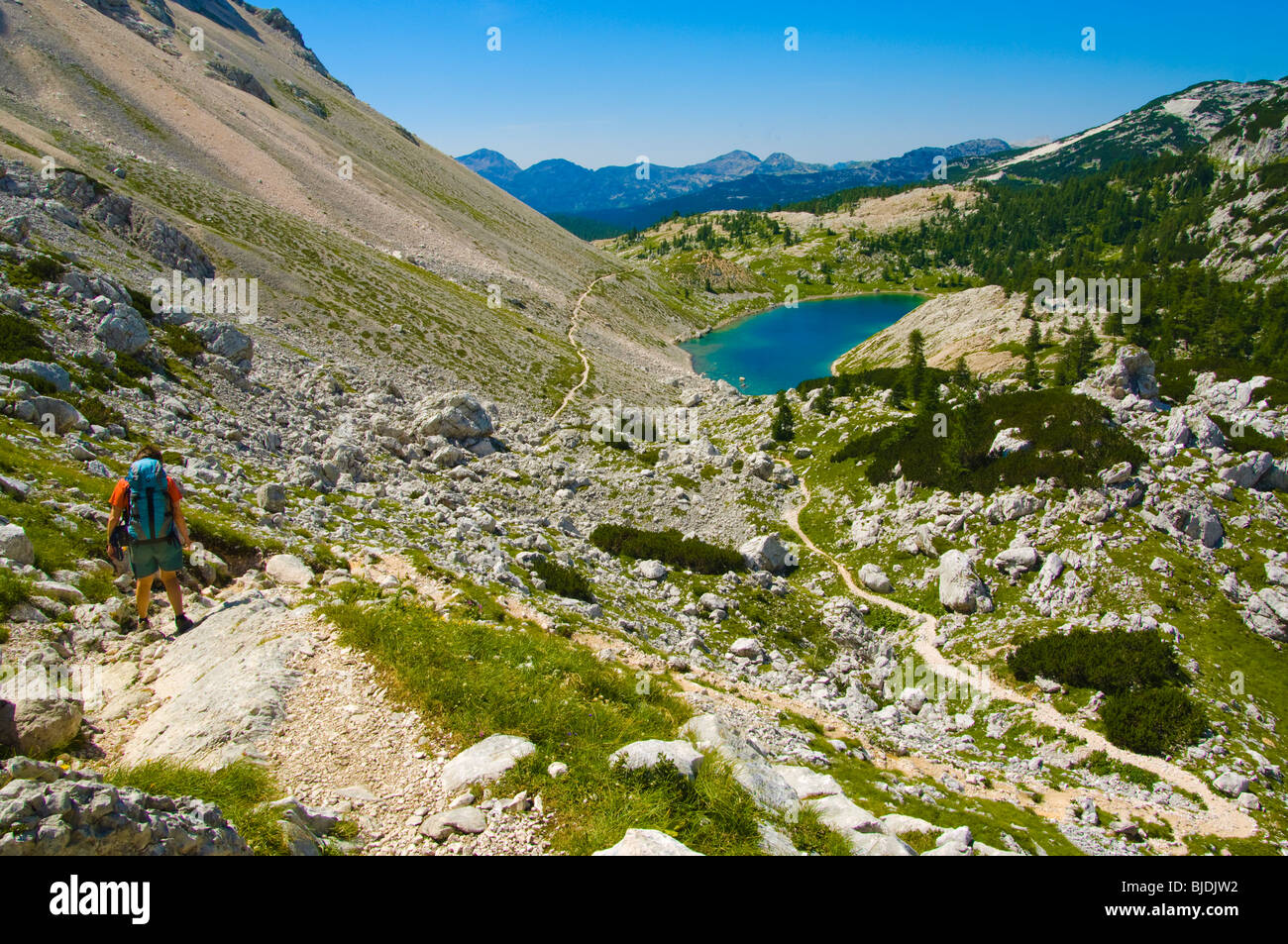 En ordre décroissant randonneur trail de la Vallée des Lacs, le mont ...