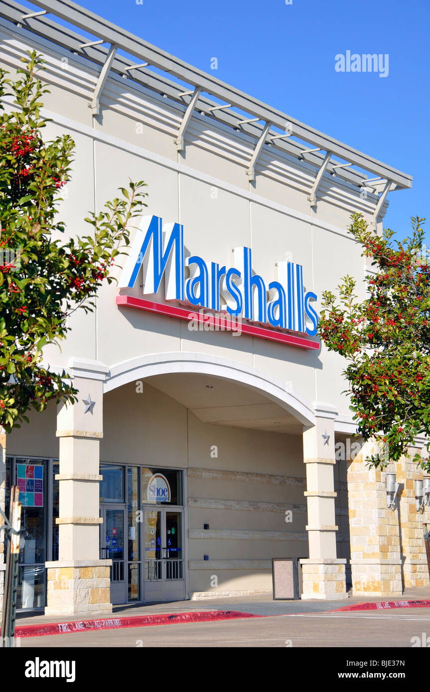 Marshalls discount department store Banque de photographies et d’images ...