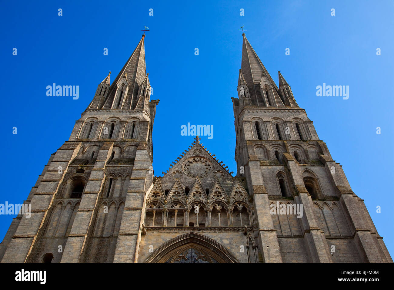 Cathédrale notre dame de bayeux Banque de photographies et d’images à haute résolution - Alamy