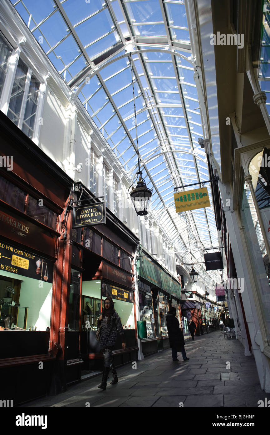 Morgan arcade cardiff wales Banque de photographies et d’images à haute ...