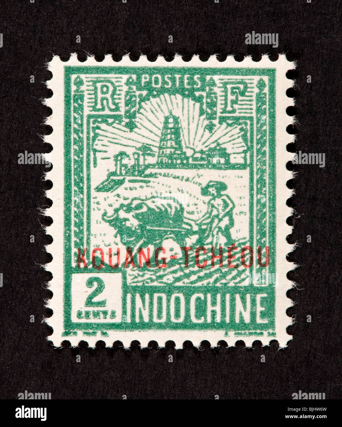 Timbre-poste de l'Indochine française surimprimées pour utilisation ...