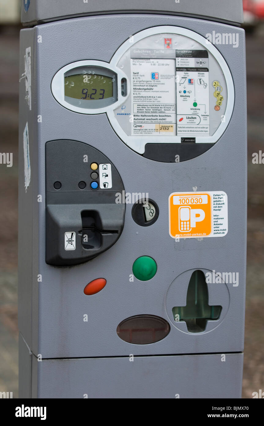 Parking vending machine Banque de photographies et d’images à haute ...