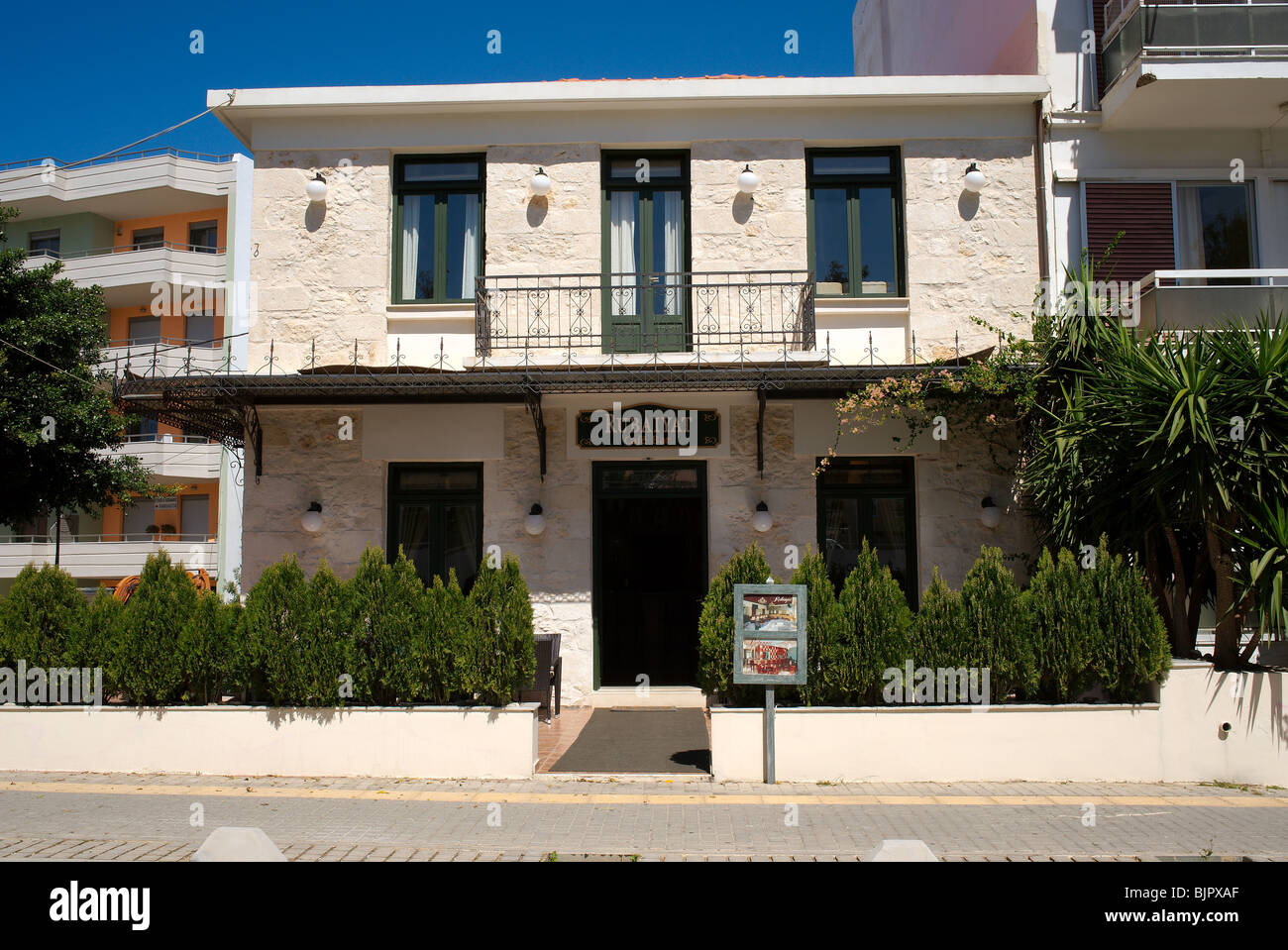 Rethymnon bar Banque de photographies et d’images à haute résolution ...