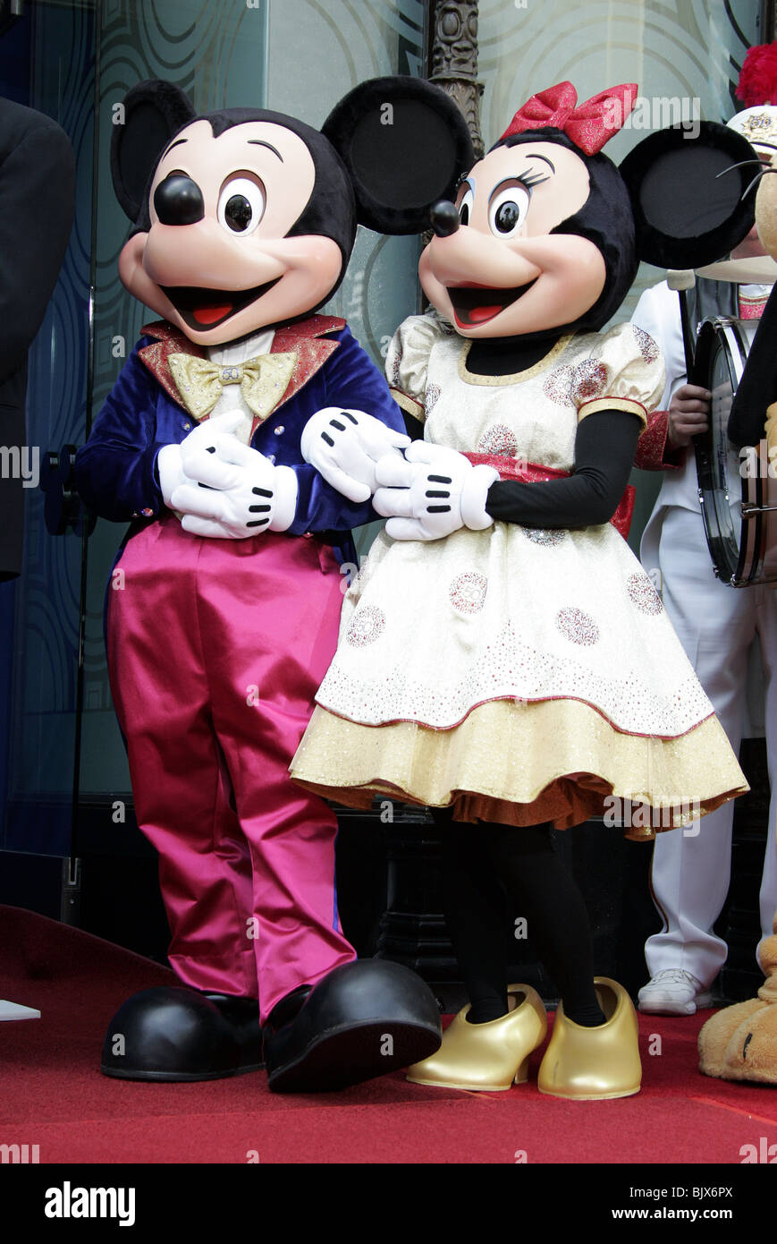 La souris de Mickey & MINNIE DISNEYLAND STAR PAR H HOLLYWOOD HOLLYWOOD ...
