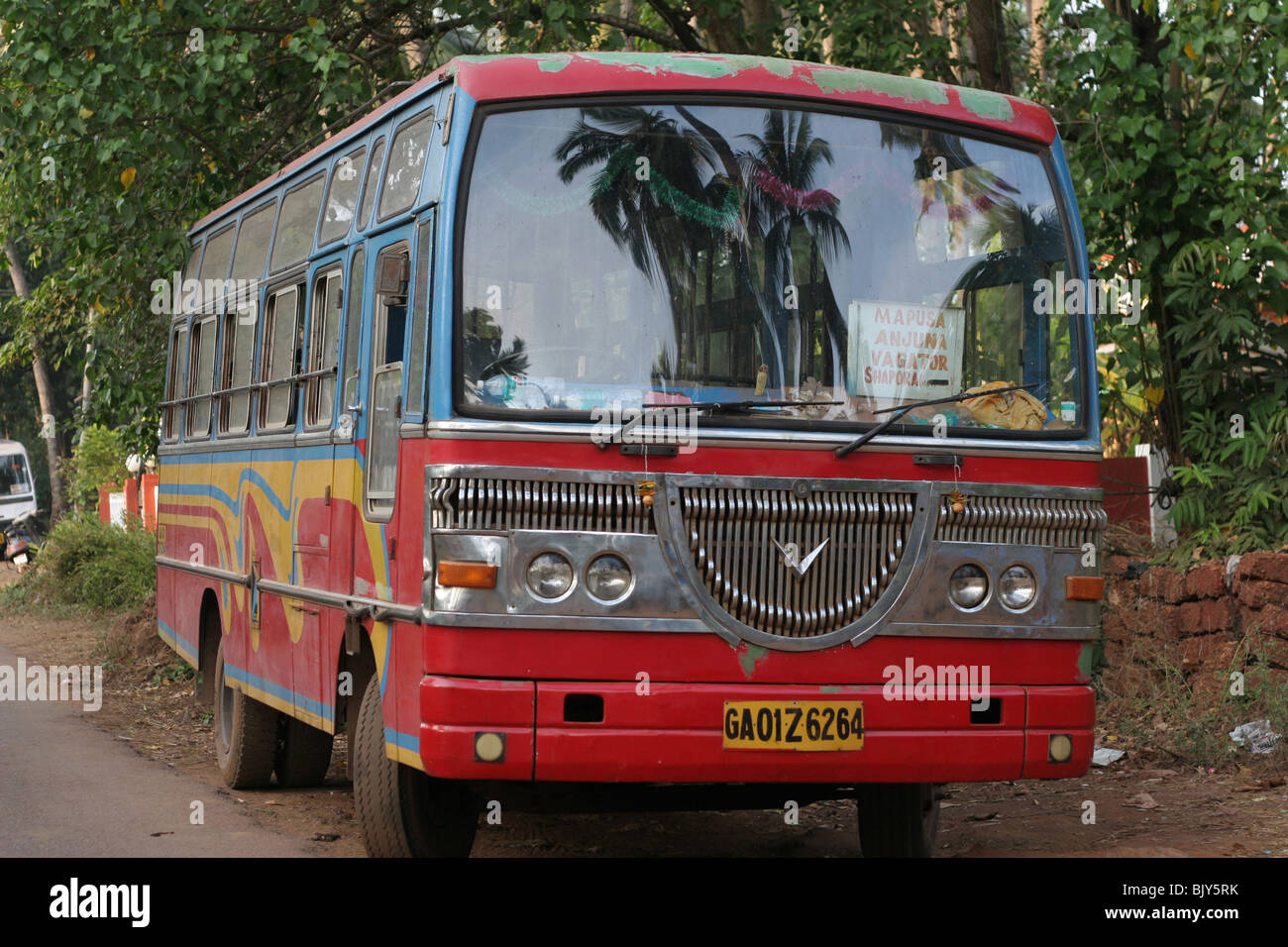 Indian bus Banque de photographies et d’images à haute résolution - Alamy