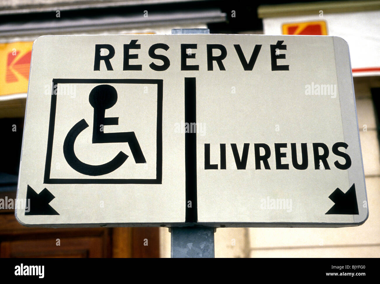 Pieton parking Banque de photographies et d’images à haute résolution ...