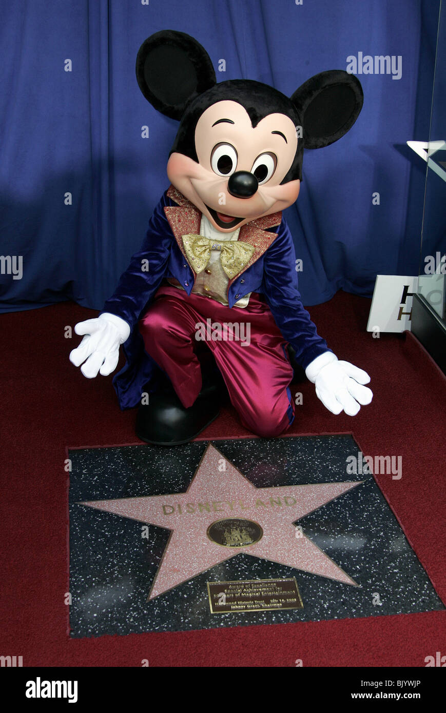 La souris de Mickey DISNEYLAND STAR PAR H HOLLYWOOD HOLLYWOOD LOS ...