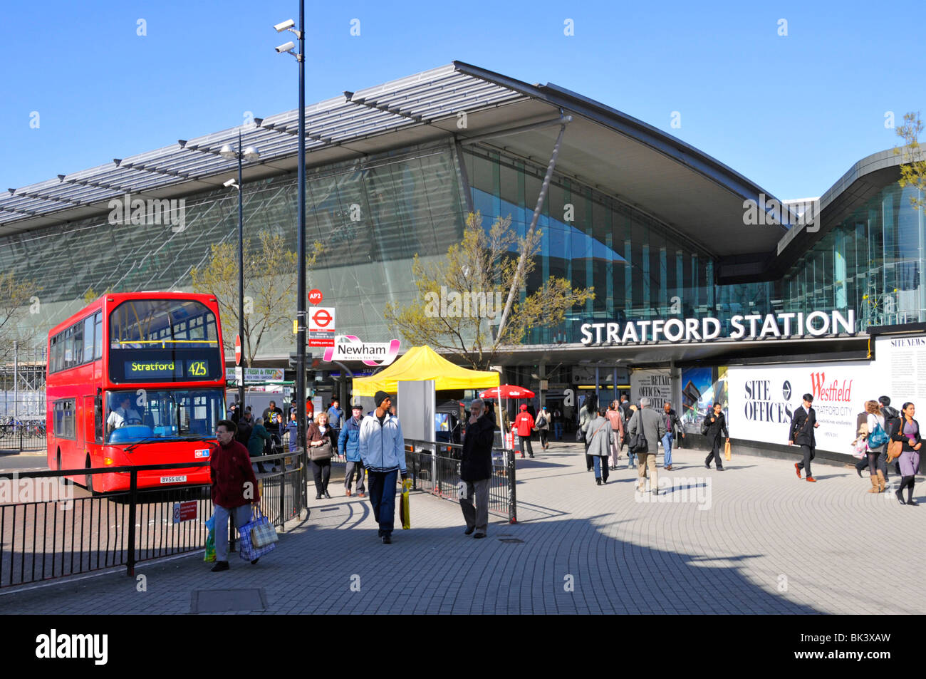 Stratford bus station Banque de photographies et d’images à haute ...