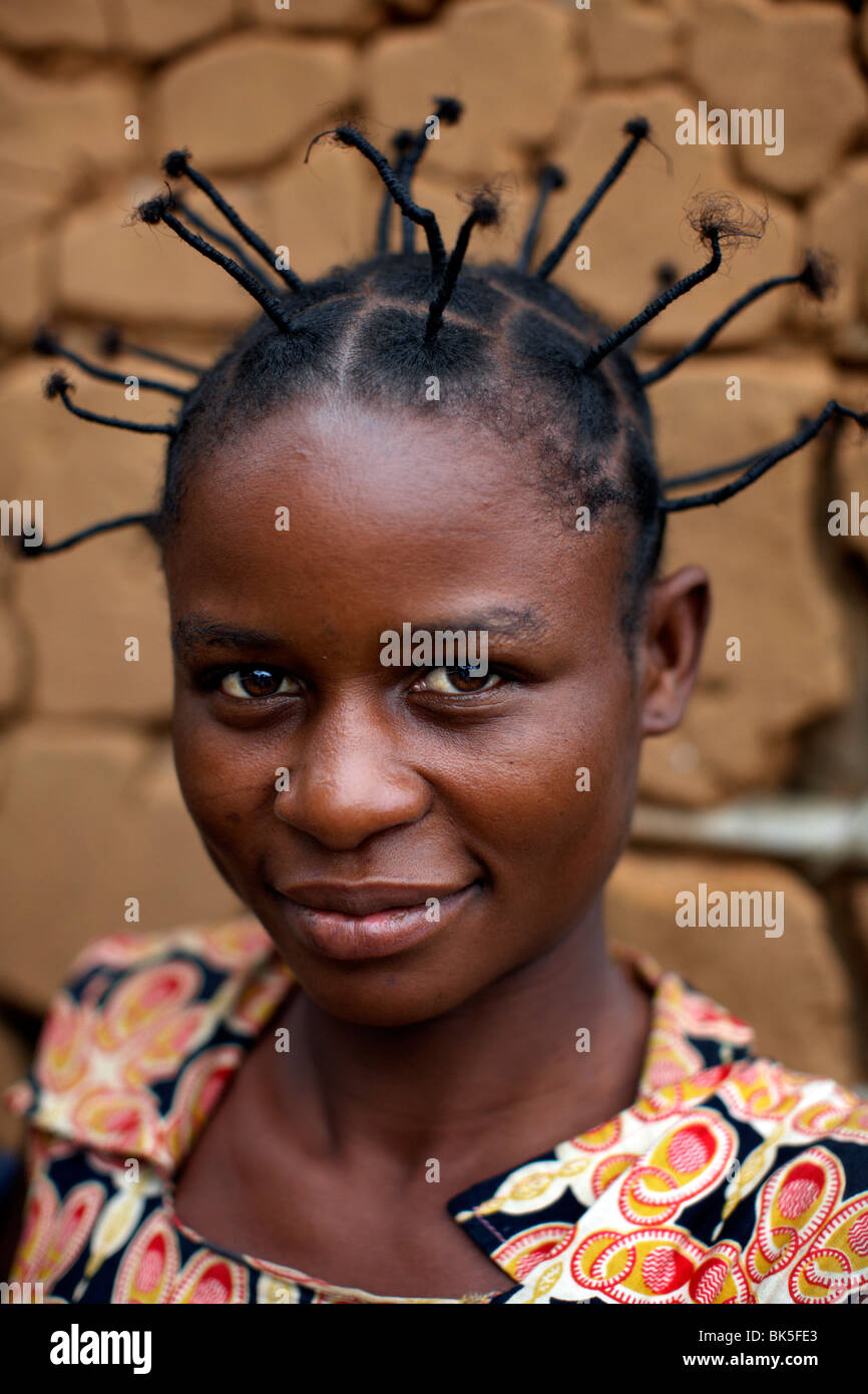 Une des femmes congolaises, représenté à Kisangani, en République ...