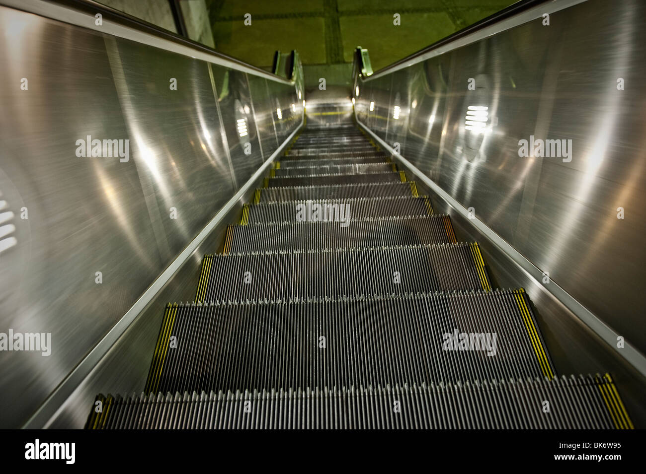 Escaleras mecanicas Banque d'image et photos - Alamy