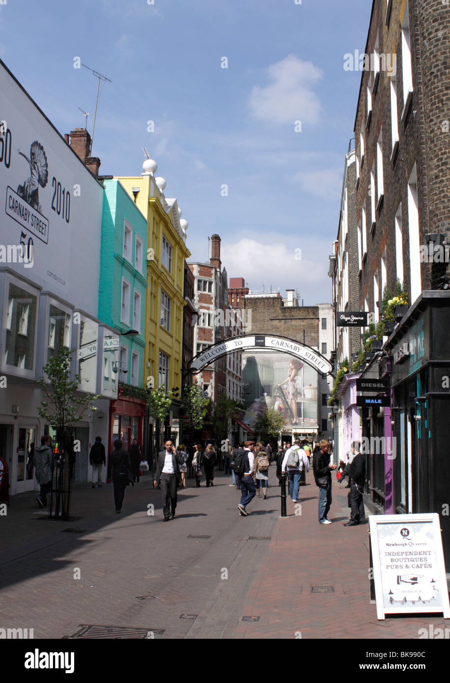 Soho street scene london Banque de photographies et d’images à haute ...