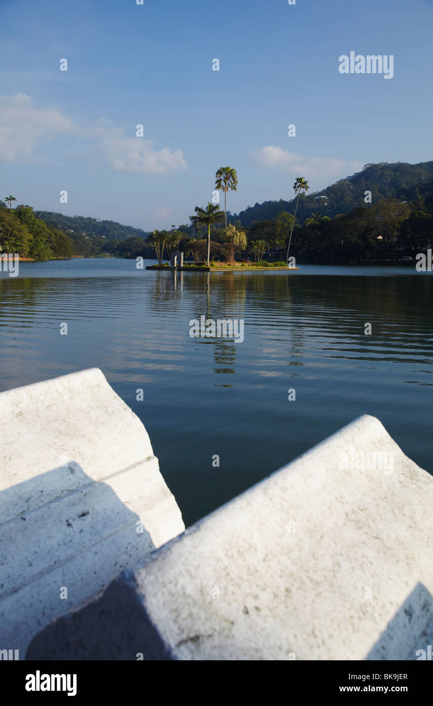 Lake kandy Banque de photographies et d’images à haute résolution - Alamy