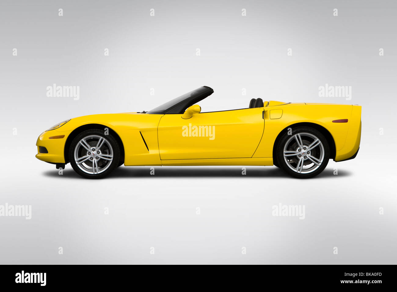 Chevrolet corvette profil Banque de photographies et d’images à haute ...