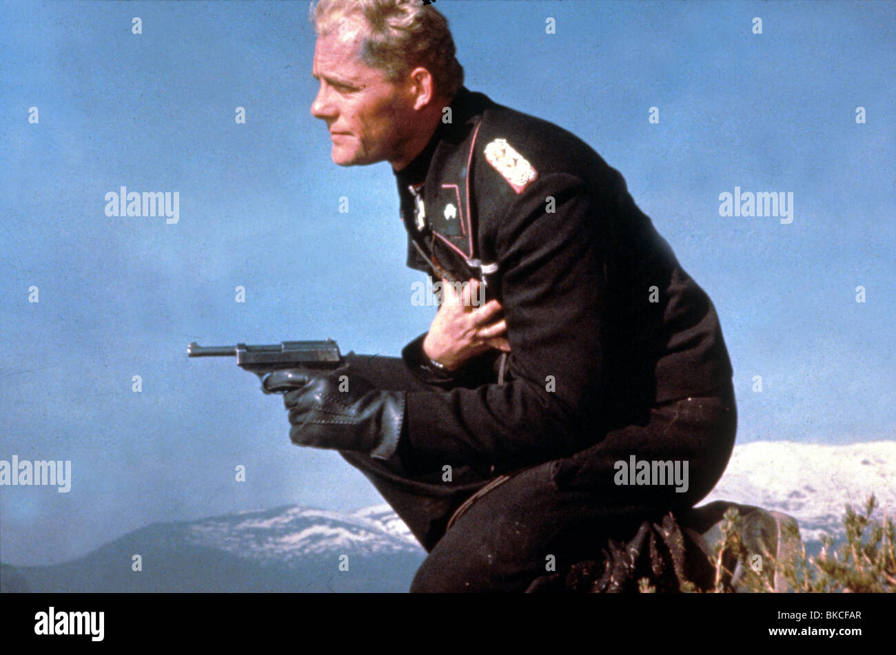 Bataille des Ardennes (1965) ROBERT SHAW BOBL 002 Photo Stock - Alamy