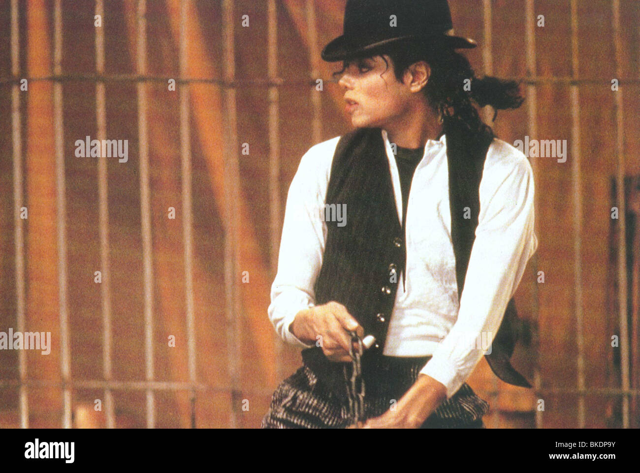 Michael jackson moonwalker 1988 Banque de photographies et d’images à ...