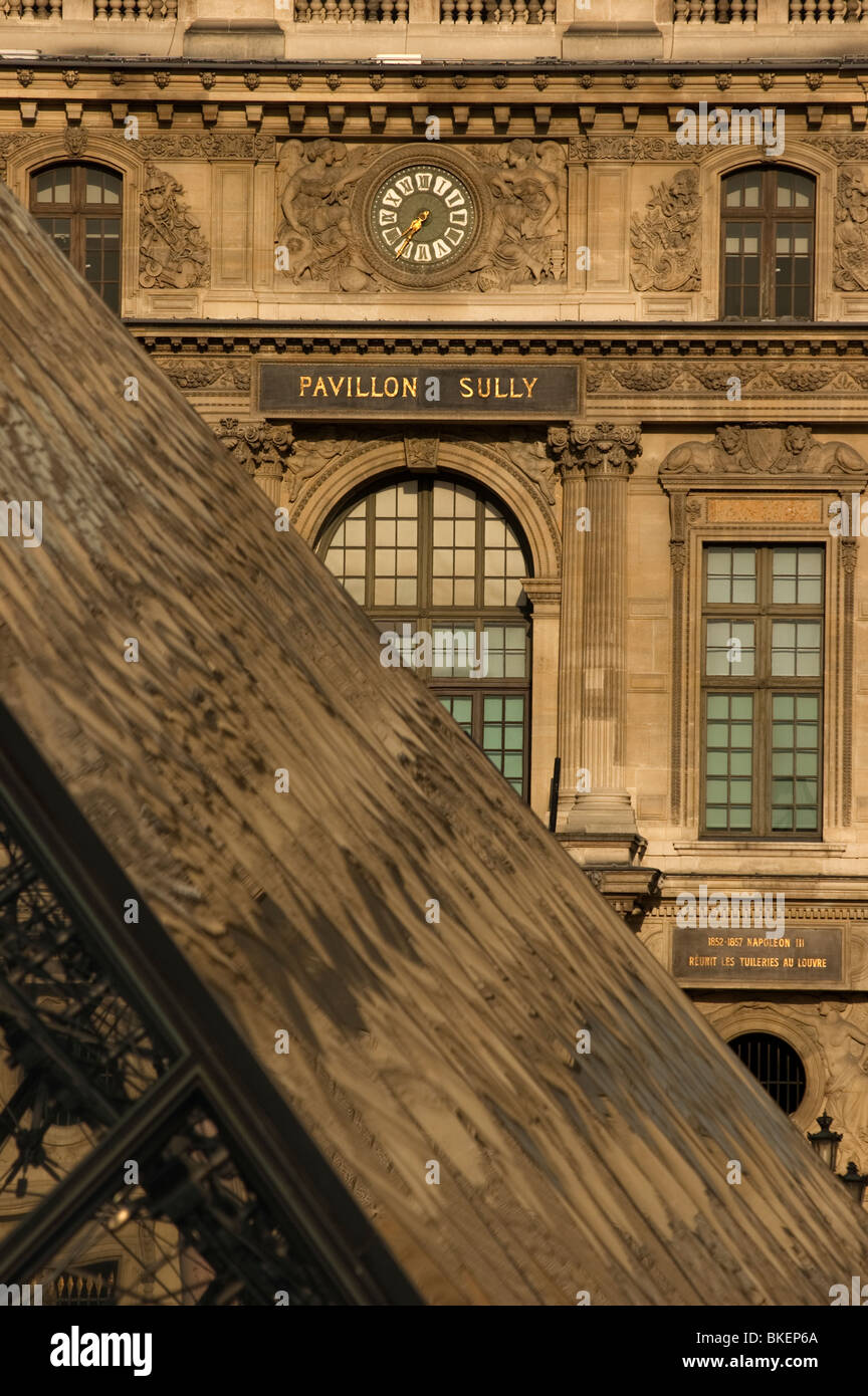 Pavillon sully louvre Banque de photographies et d’images à haute ...