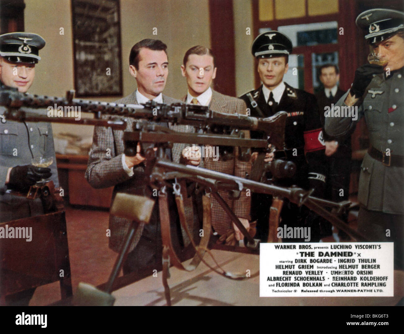 Dirk bogarde damnés Banque de photographies et d’images à haute ...