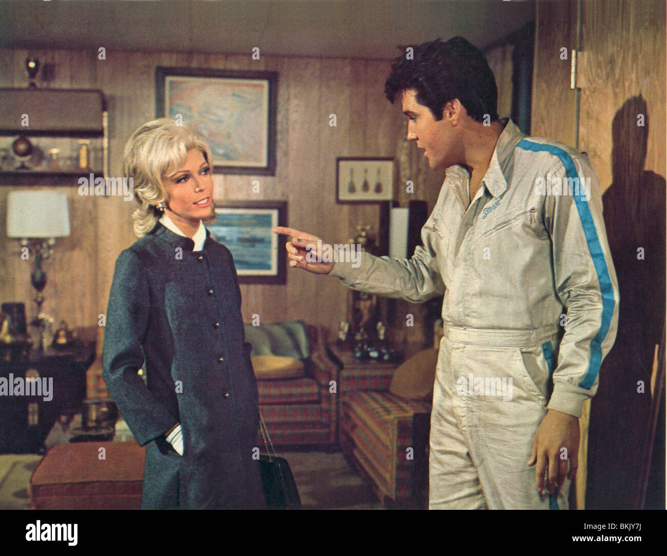Speedway 1968 nancy sinatra Banque de photographies et d’images à haute ...
