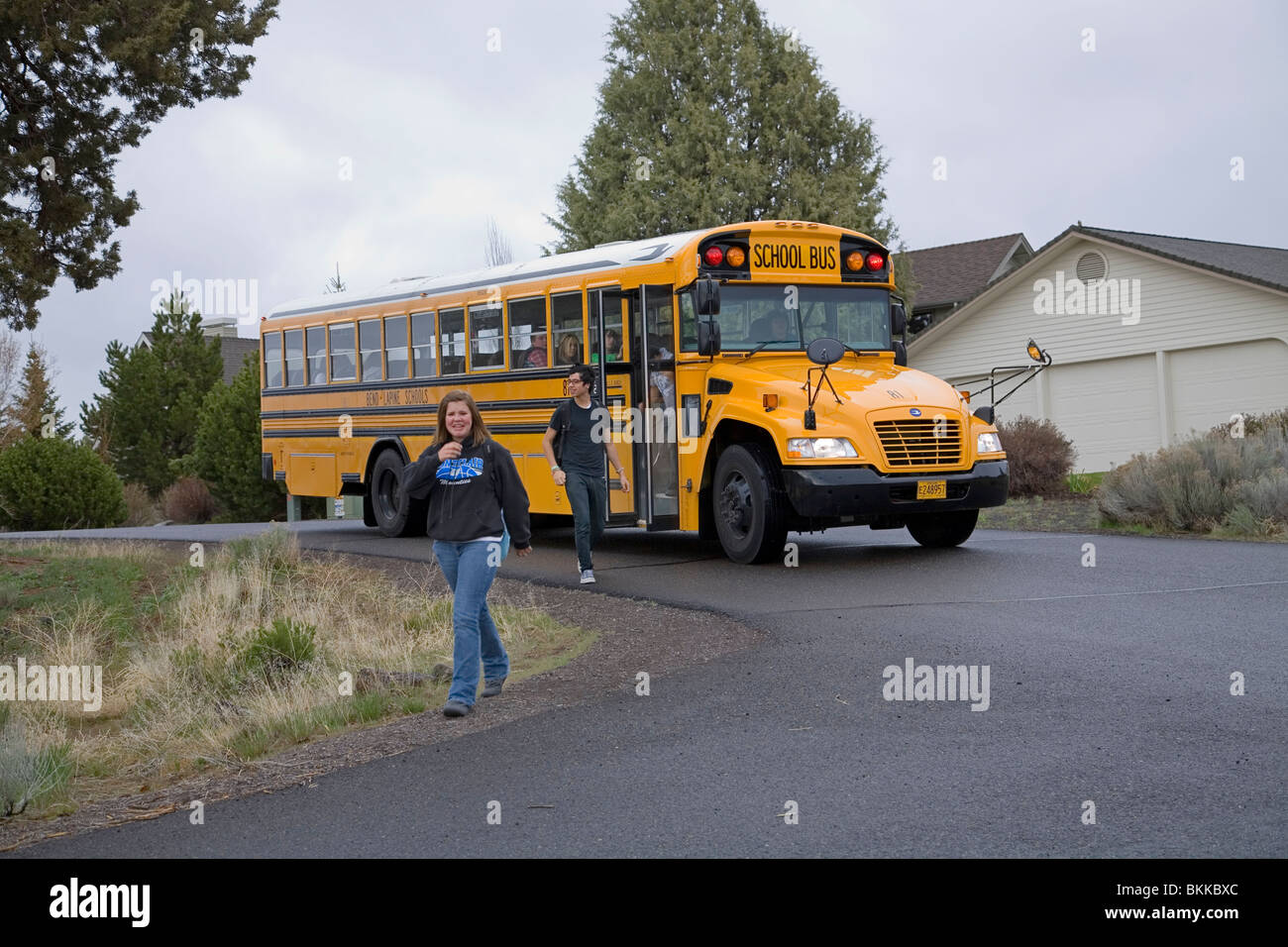 School bus Banque de photographies et d’images à haute résolution - Alamy