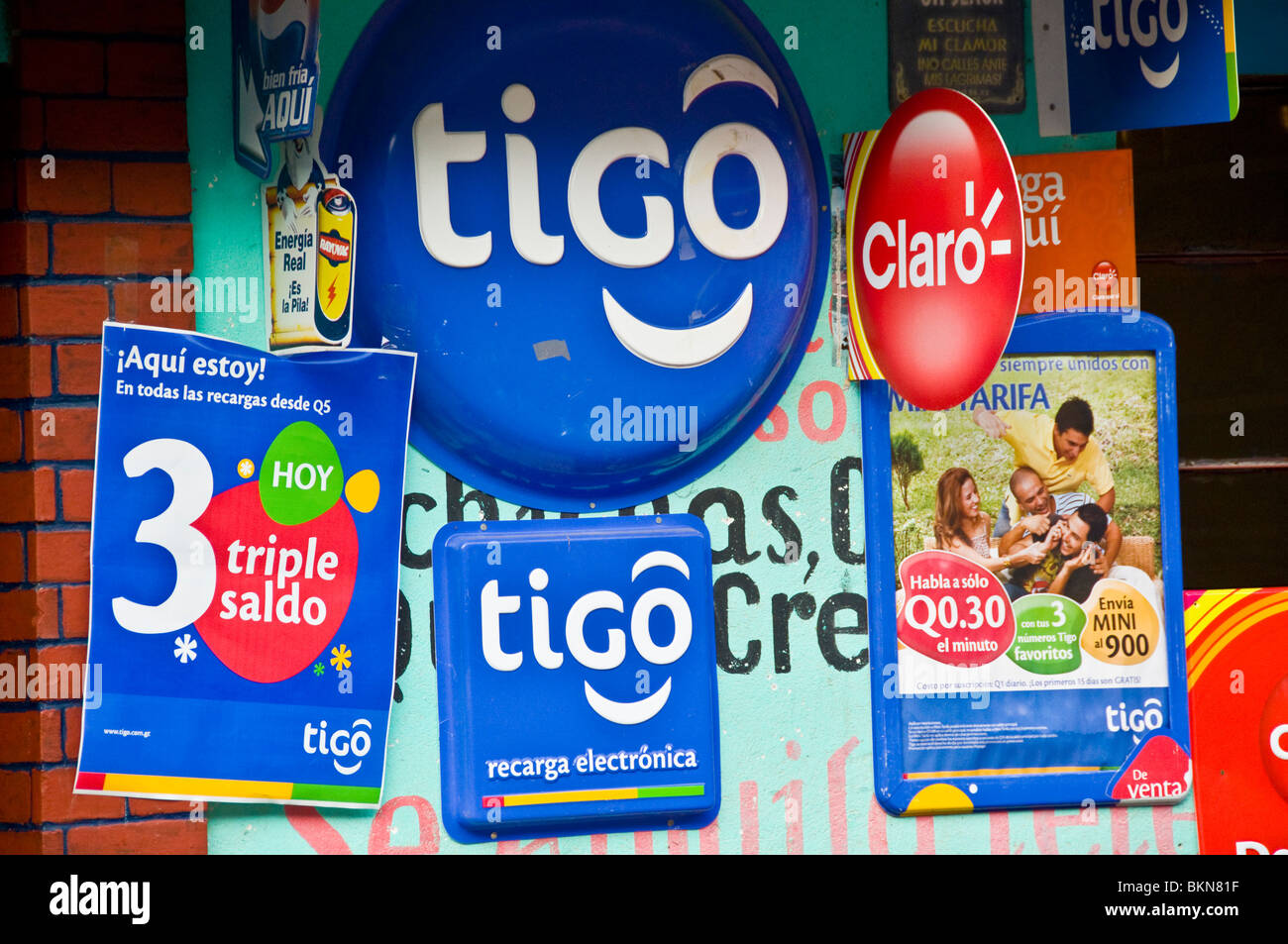 Tigo mobil Banque de photographies et d’images à haute résolution - Alamy