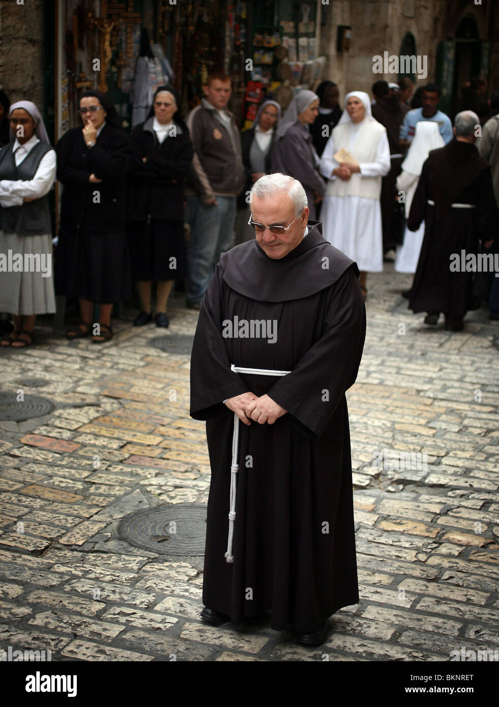 Franciscan monk Banque de photographies et d’images à haute résolution ...