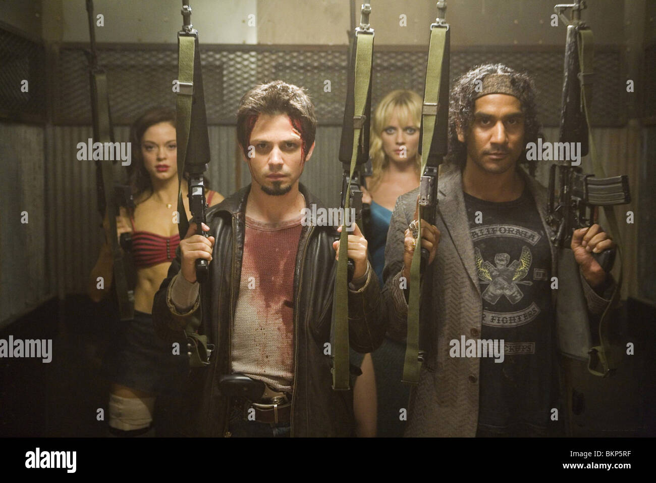 Naveen andrews Banque d'image et photos - Alamy