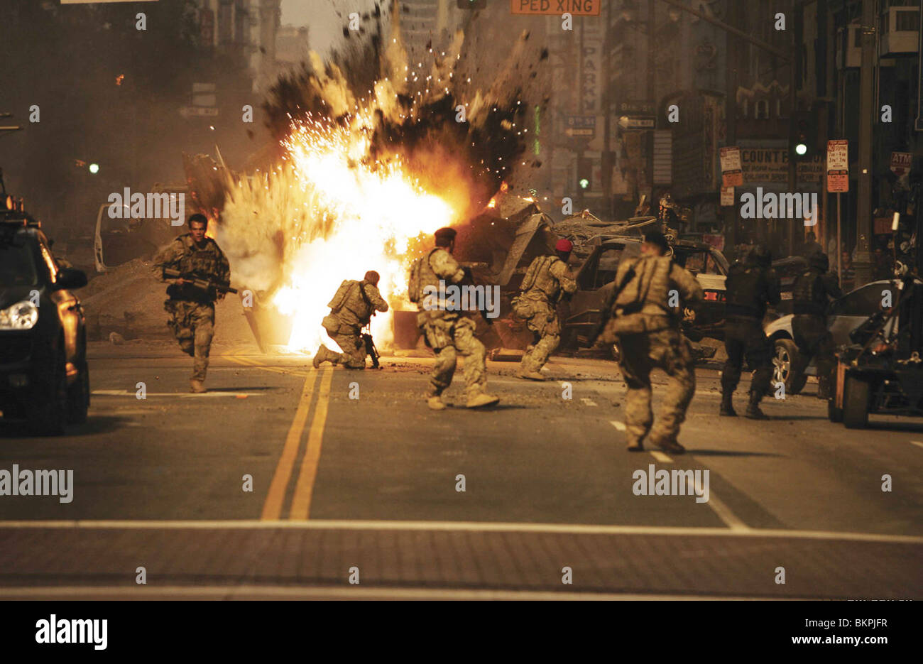 Michael bay explosion Banque de photographies et d’images à haute ...