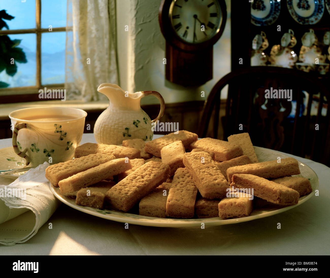 Irish traditional cottage interior Banque de photographies et d’images ...