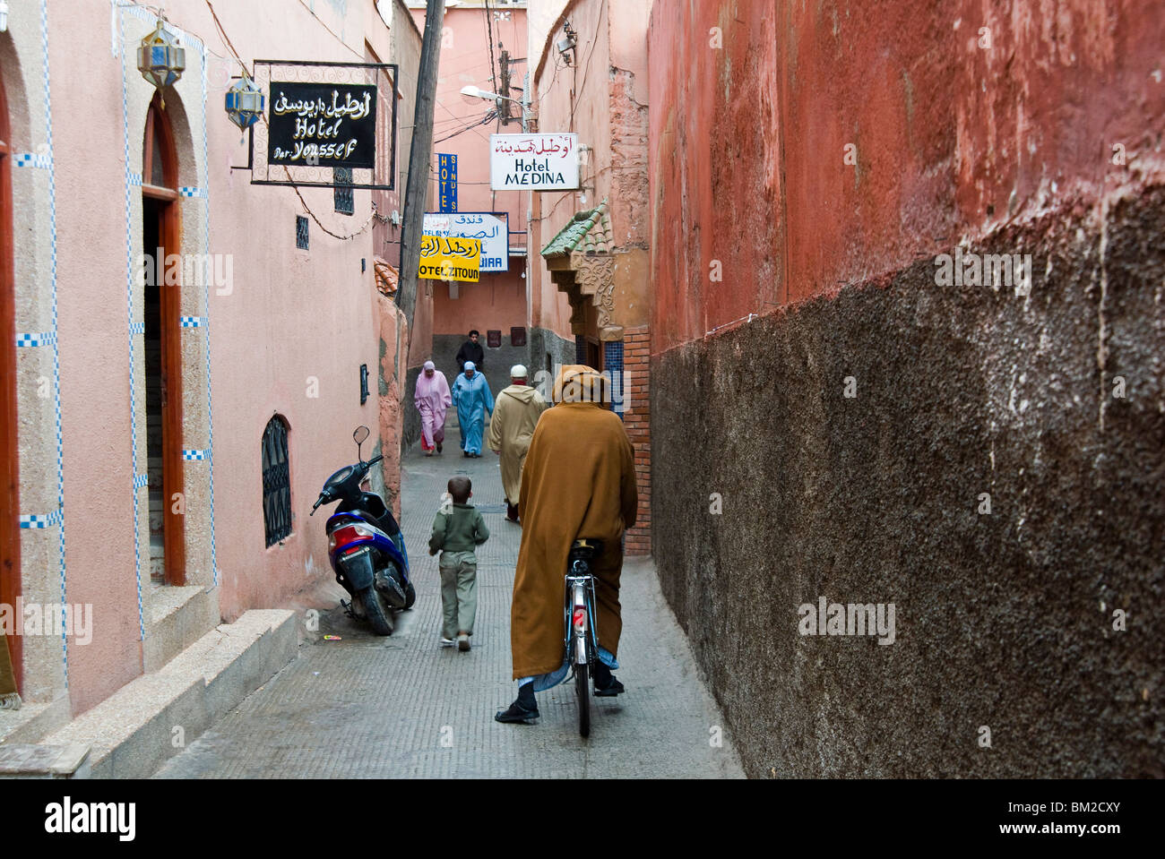 Marrakesh street Banque de photographies et d’images à haute résolution ...