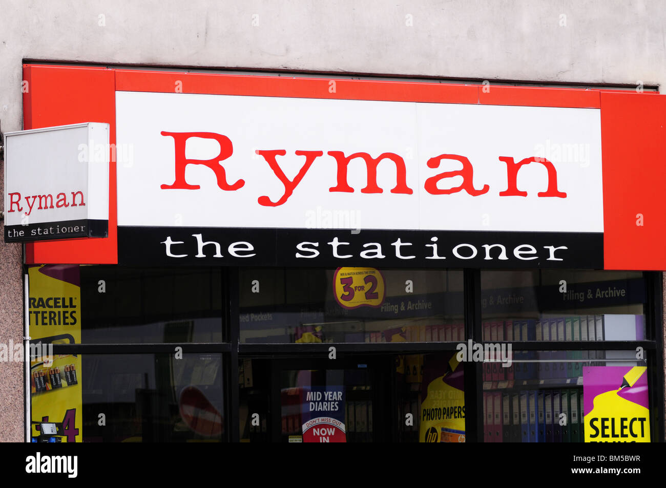 Ryman stationery shop london Banque de photographies et d’images à ...