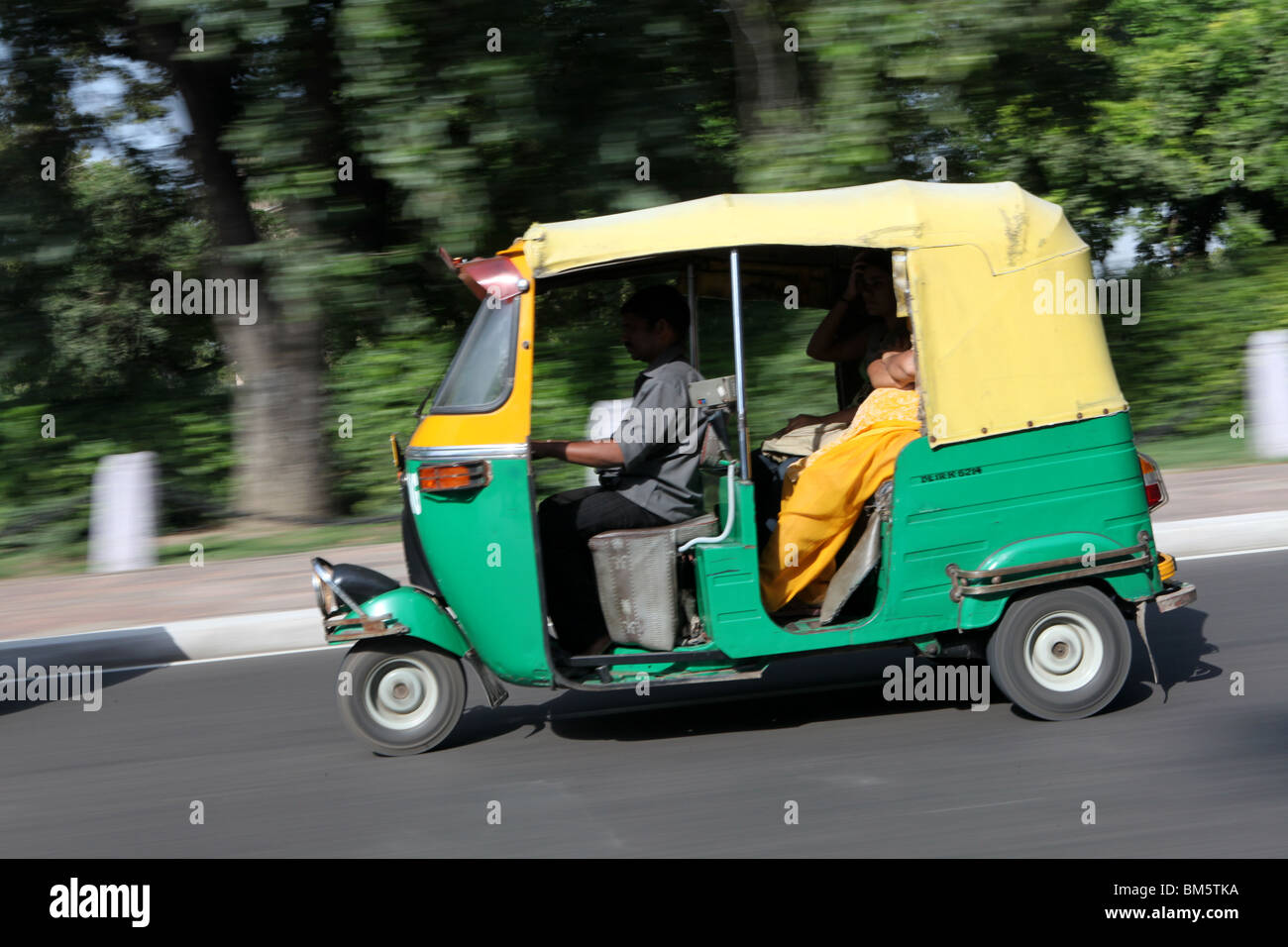Tuk tuks indien Banque de photographies et d’images à haute résolution ...