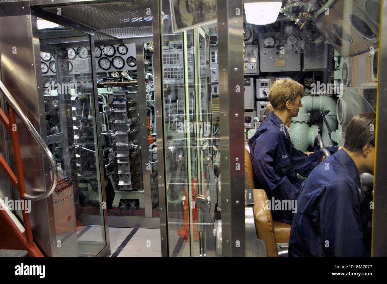 USS Nautilus - le 1er sous-marin nucléaire américain au Musée de la ...