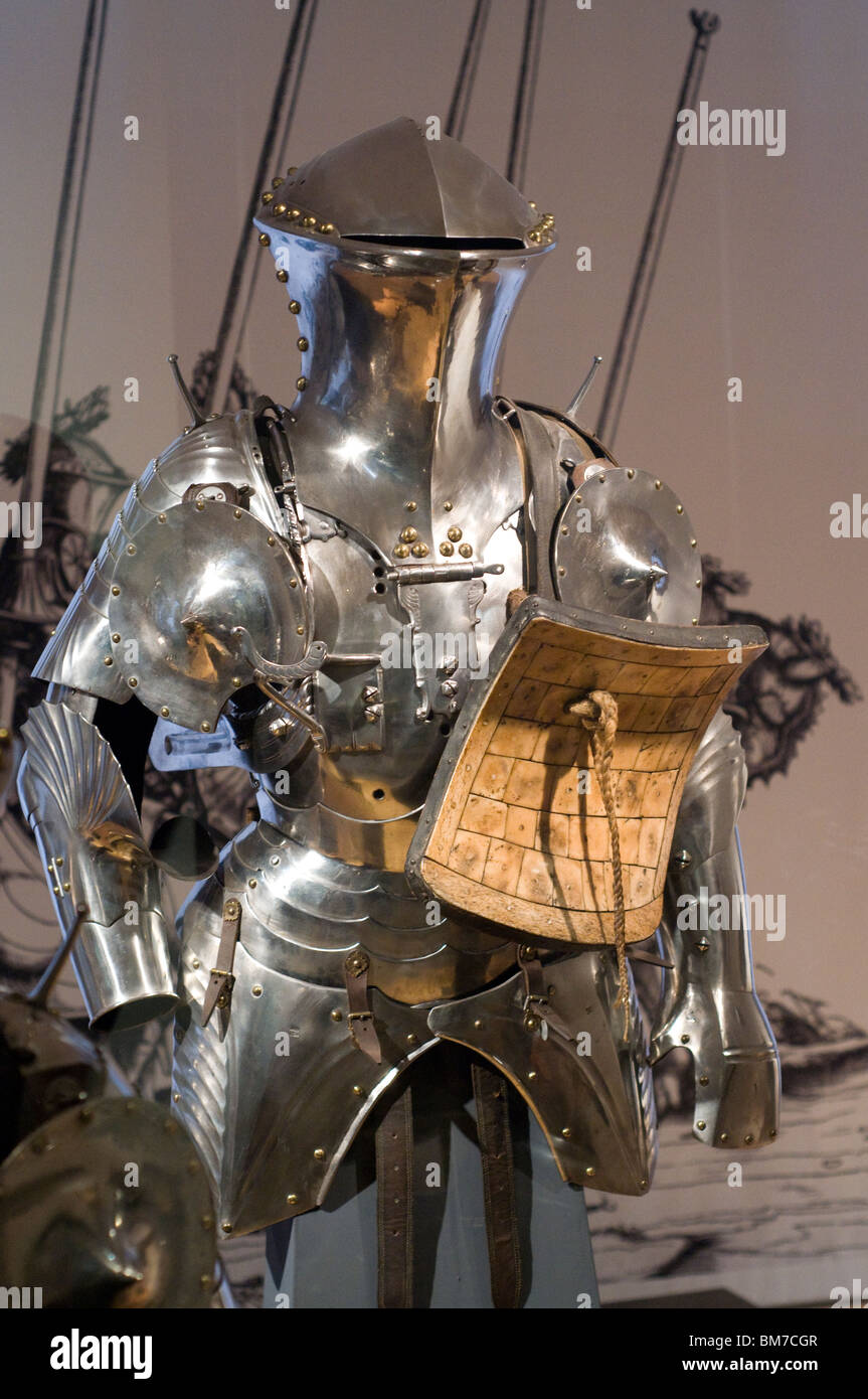 Vertical invalides army museum paris Banque de photographies et d ...