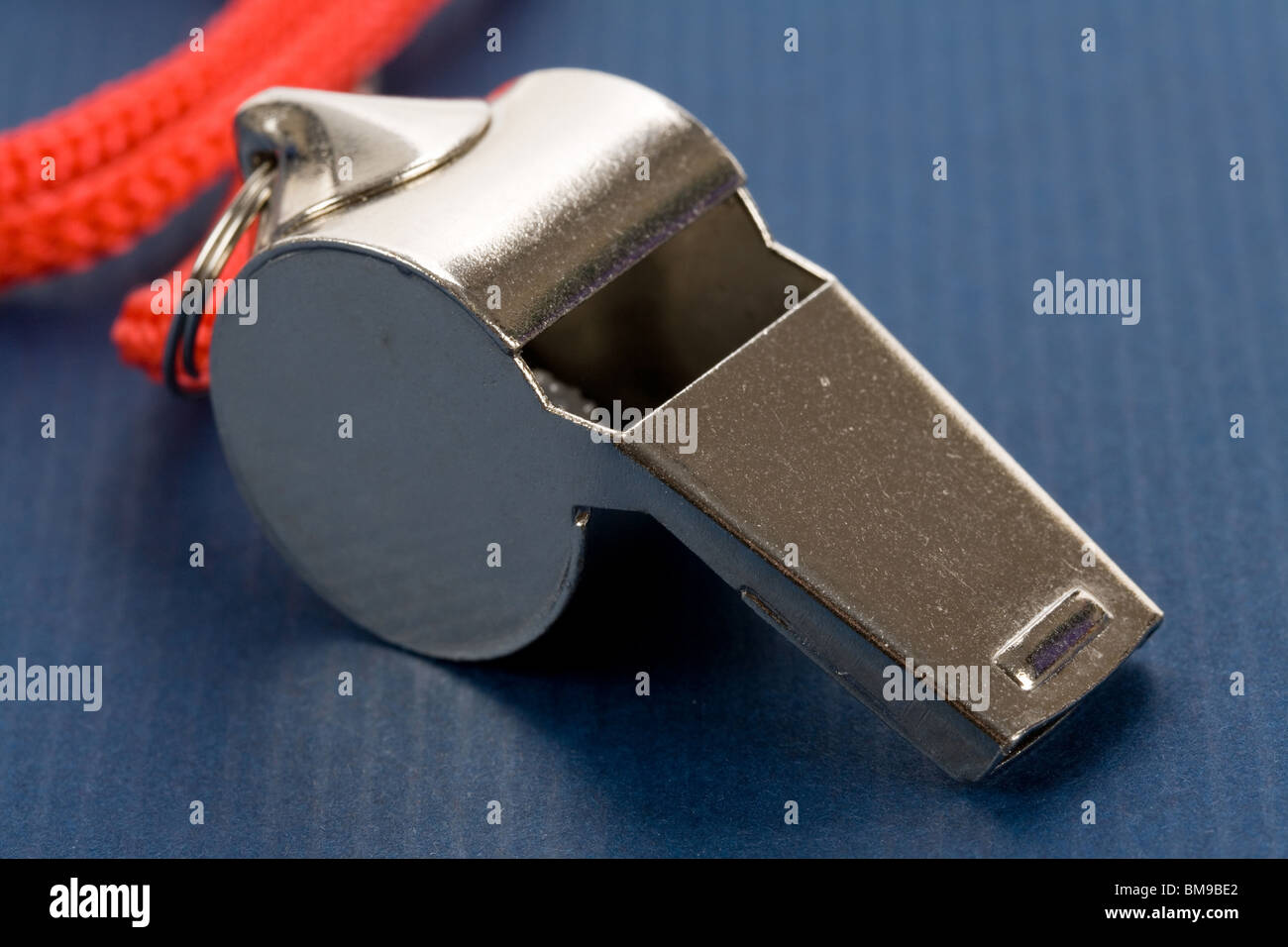 Son sifflet Banque de photographies et d’images à haute résolution - Alamy