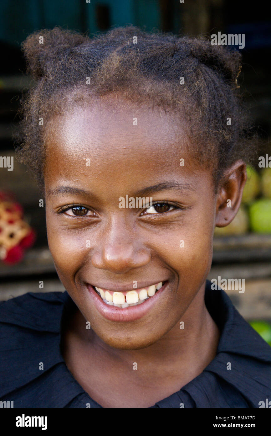 Belle fille malgache, Madagascar Photo Stock - Alamy