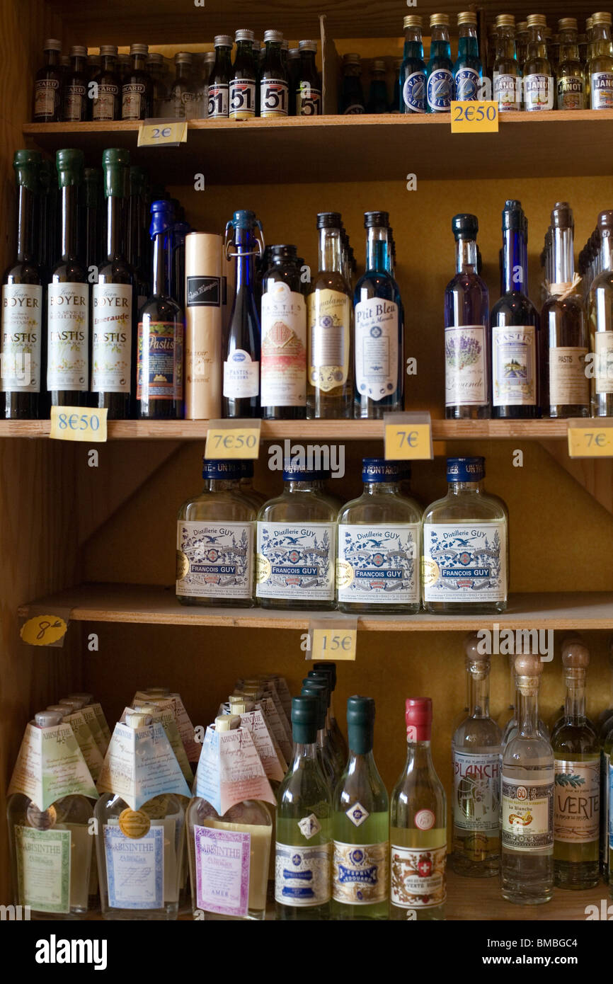 Pastis de marseille Banque de photographies et d’images à haute ...