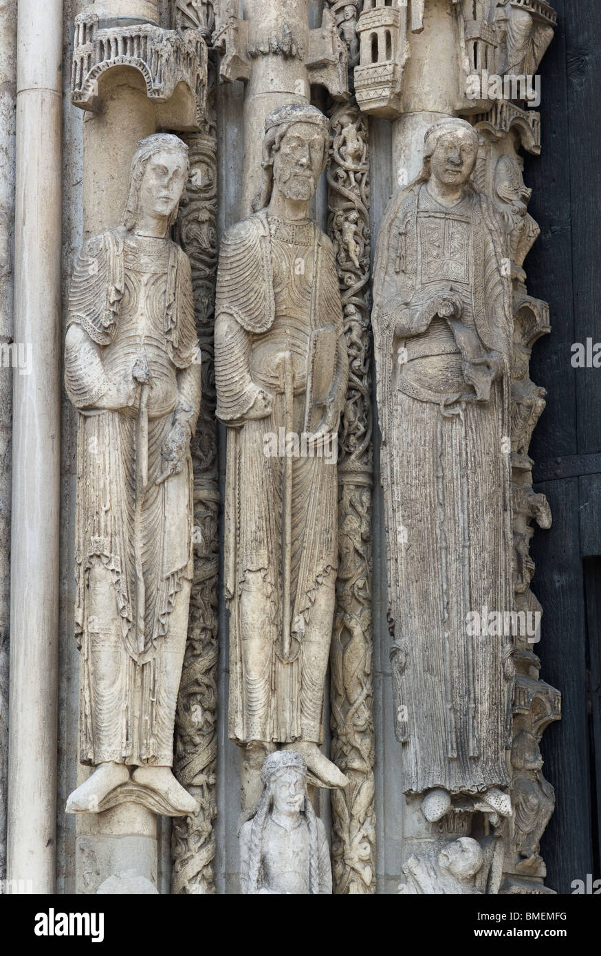 Sculptures chartres cathedrale chartres Banque de photographies et d ...