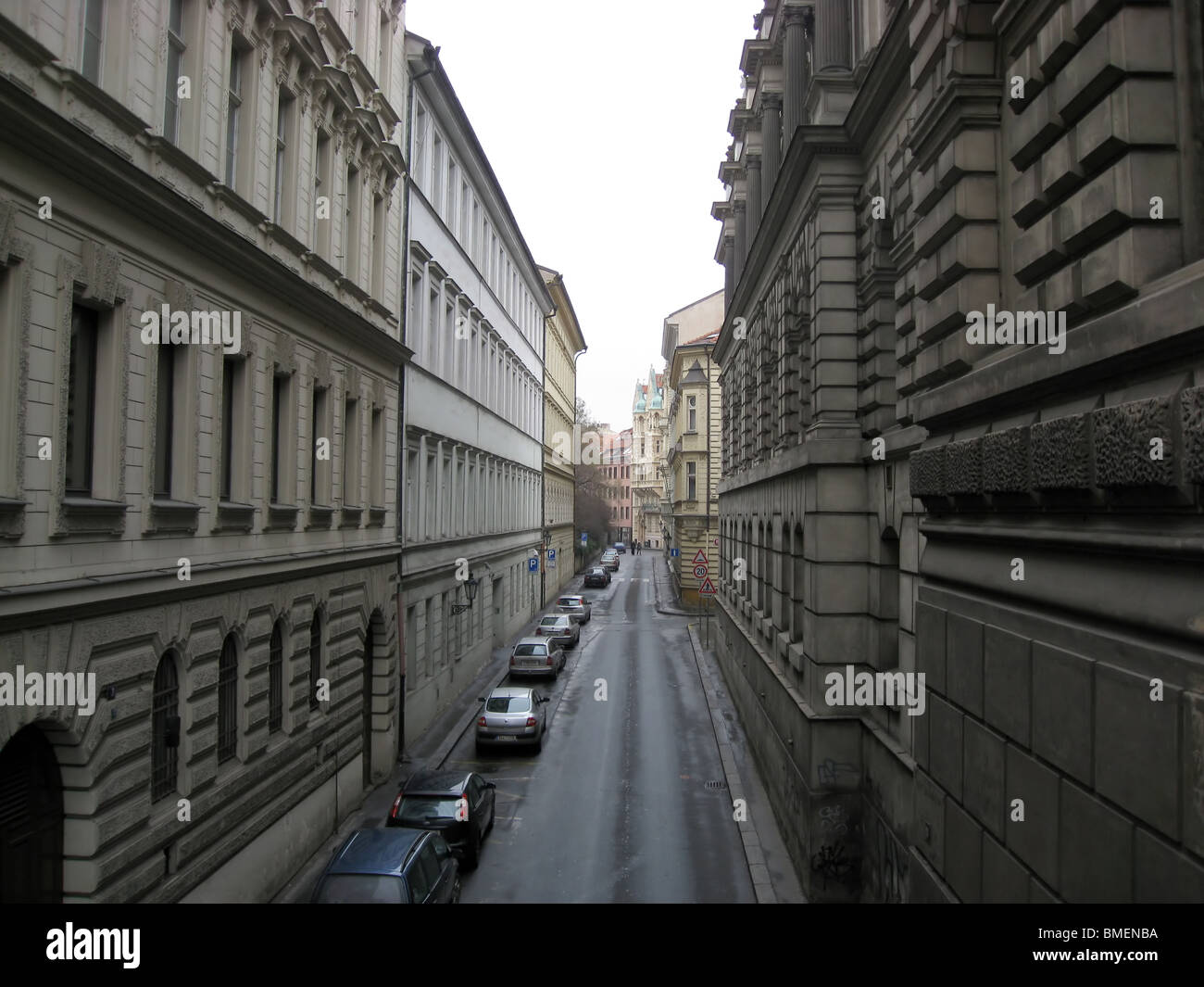Ruelle de prague Banque de photographies et d’images à haute résolution ...
