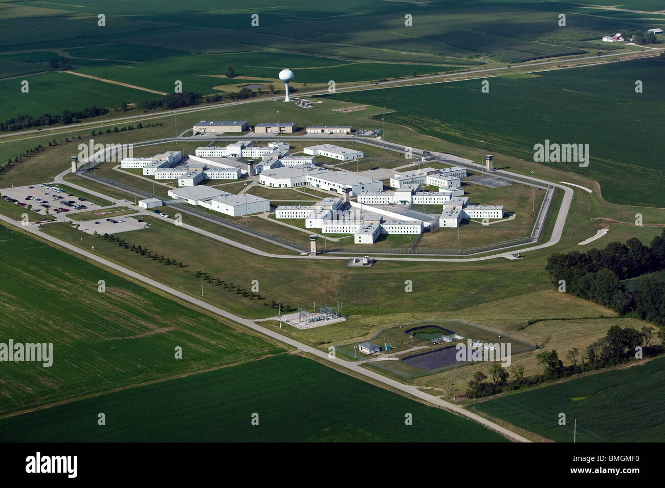 Prison system Banque de photographies et d’images à haute résolution ...