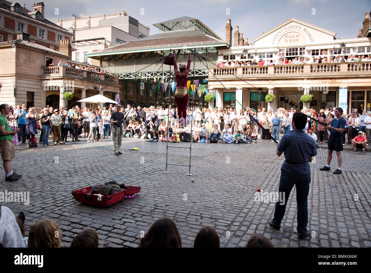 Artistes de rue urbains Banque de photographies et d’images à haute ...