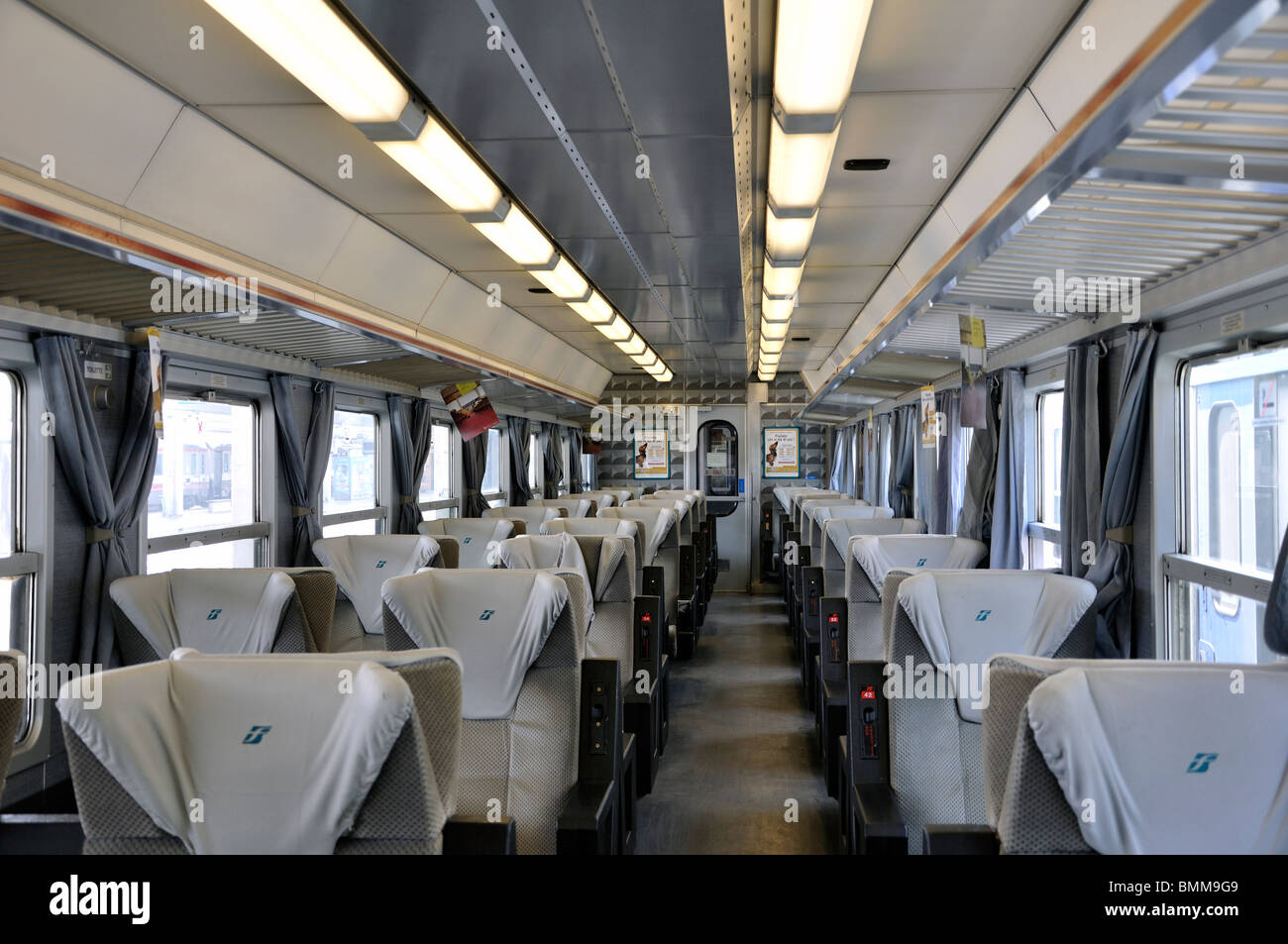 1st class train seat Banque de photographies et d’images à haute ...
